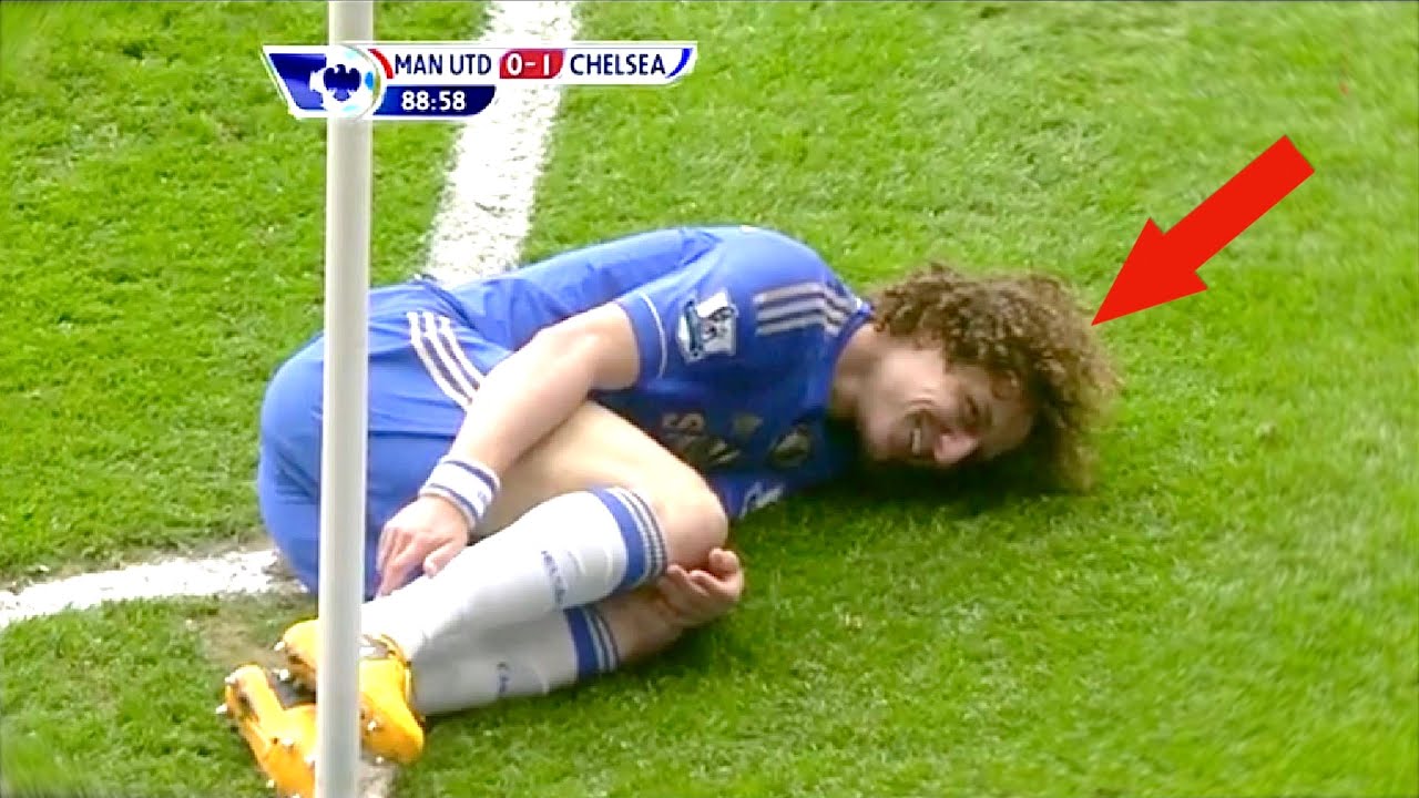 Funny & Stupid Dives in Football – NFL FOOTBALL BUZZ